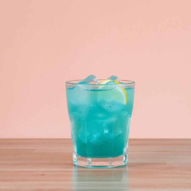 Receta de Laguna Azul: Ingredientes, Preparación y Técnicas – losTRAGOS.com